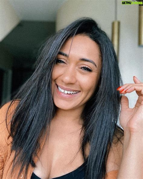 Actress Joséphine Jobert Hd Instagram Photos And Wallpapers July 2022