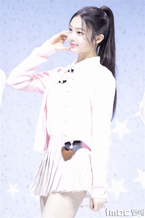 [잡담] 하투하 이안소녀 데뷔쇼케부터 ㄹㅈㄷ 찍으면 어떡하니 인스티즈 Instiz 연예 카테고리