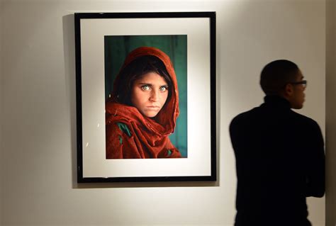 Afghan Girl Of 1985 National Geographic Cover Arrested In Pakistan