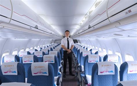 Chinas Homegrown Arj21 Jetliner Launches First High Plateau Air Route
