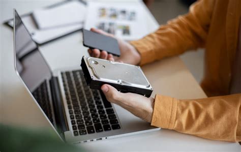 Ssd Vs Hdd Which One Is Faster A Comprehensive Hdd And Ssd Speed Test Guide