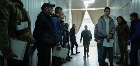 Бронювання від мобілізації в Україні тих хто не стоїть на обліку в ТЦК Рада ухвалила