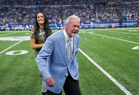 Ty Hilton Honors Late Colts Owner Jim Irsay ‘im Not Ok