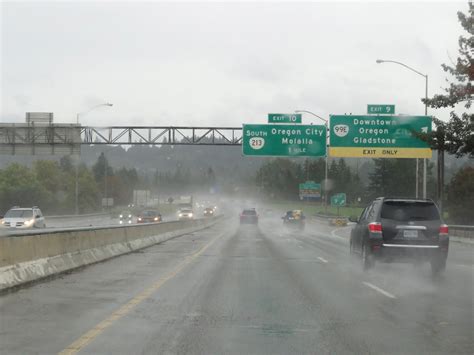 Oregon Interstate 205 Northbound Cross Country Roads