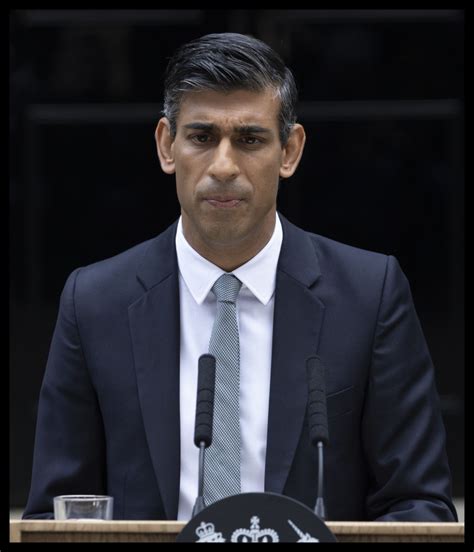 «Мои родители не слишком много читали но работали день и ночь чтобы у их детей было лучшее