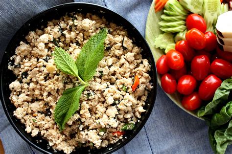 Larb Southeast Asias Most Famous Meat Salad 30 Minute Cambodian