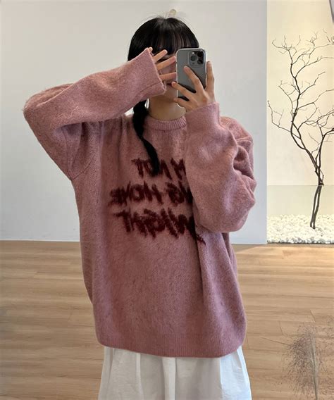 그리니 빠른출고남녀공용 베로 브러쉬 라운드 루즈핏 레터링 니트5color