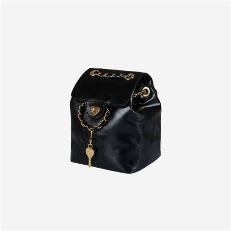 아노에틱 하트 클래식 백팩 위드 키링 블랙 Anoetic Kream