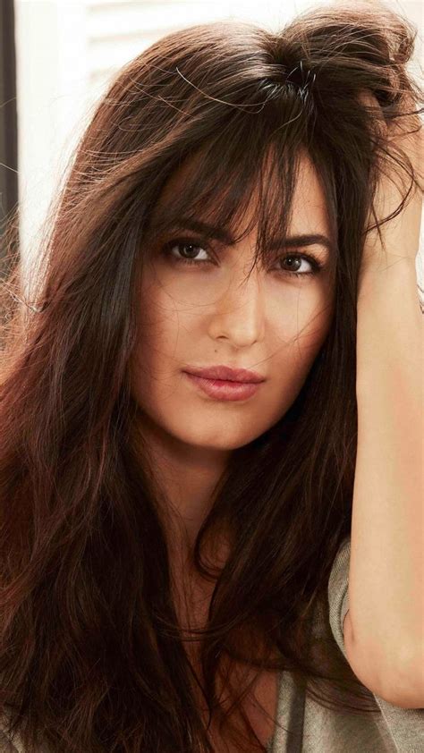 Katrina Kaif Pretty Bollywood Actress 720x1280 Wallpaper Katrina