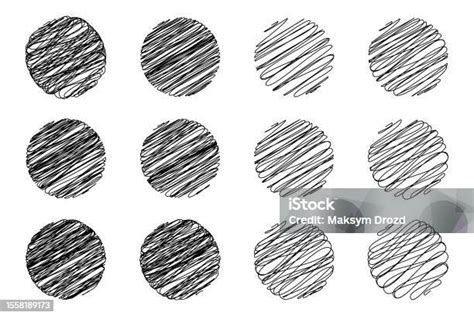 다른 그려진 낙서 원 그런지 효과의 집합입니다 검은색 부화 원 흰색 배경에 텍스처 스케치 표지 전단지 카드 장식용 벡터