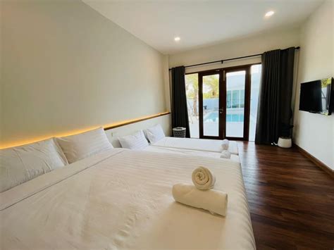the curve pool villa lazy day huahin บ้านพักที่พักพูลวิลล่าหัวหิน ติด