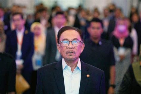Anwar Unveils New Economic Framework To Reboot Malaysias Economy