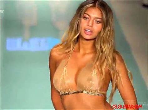 Watch Catwalk Sex Finashion Walking Around Porn Spankbang