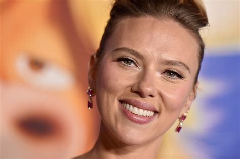 Esquire Scarlett Johansson 2022