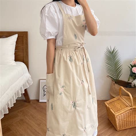 플레어 자수 방수앞치마 원피스 롱 신혼 카페 예쁜 꽃집 집들이 에어프런 플로리스트 네일샵 에이블리