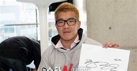 포토 정근우 제 싸인 멋지나요