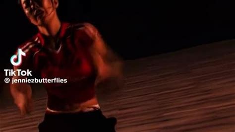 واقعا بعضی بخاطر یک فیلم با من دعوا میکنن و وقتی میگم دانلود باز کنی باز نمیکنن ولی من خفن ترین