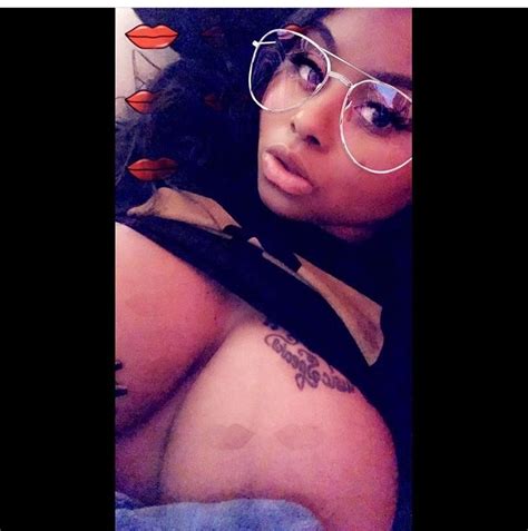 Juicy Bbw Shesfreaky Juicy Bbw Shesfreaky