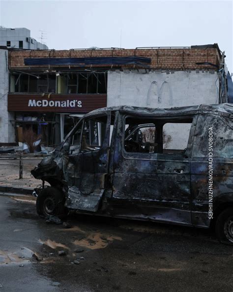 Радіо Свобода Показуємо наслідки ракетної атаки армії РФ на Київ У