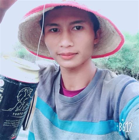 ស៊ុម សុខហេង