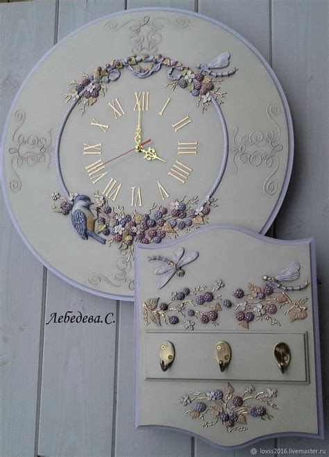 Часы настенные барельефПоздняя ежевика в интернет магазине Ярмарка Мастеров по цене 4600