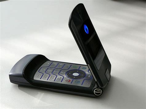 Troubleshooting Resolving A Black Screen On Motorola Razr Robots Net