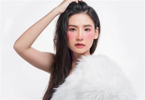 เทรนด์ฮิต แต่งหน้า Douyin ที่จริงใจ จะได้ทันเทรนด์สวยแบบพส จีน