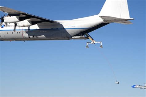 Darpas X 61a Gremlin Drone Misses Airborne Retrieval By Inches