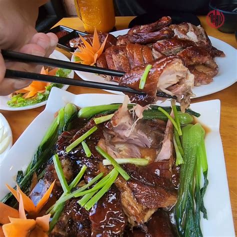 The King မှာ ဝက်လက်စတူး စားမယ် 🍖 The King Dining And Restaurant မှာ ဝက်လက်စတူး သွားစားမယ် 😁 N N