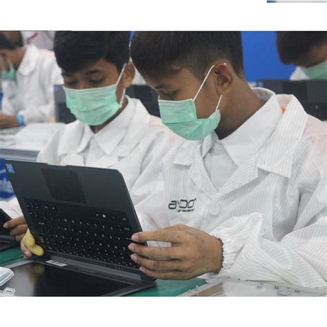 Smk Budi Utomo Gelar Sertifikasi Untuk Siswa Axioo Class Program Smk