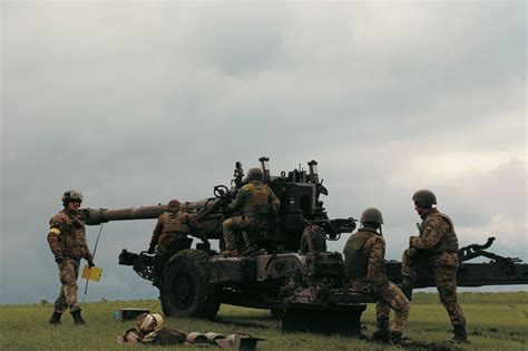 За добу на фронті відбулося 49 боєзіткнень на Новопавлівському