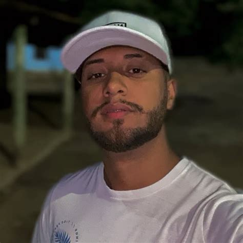 Edson Xavier (@of_xave) • Threads, Say more