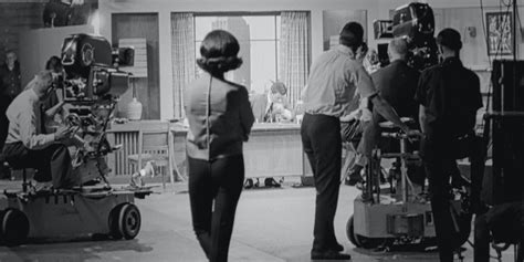 ‘being Mary Tyler Moore Review An Insightful Look At A Trailblazer