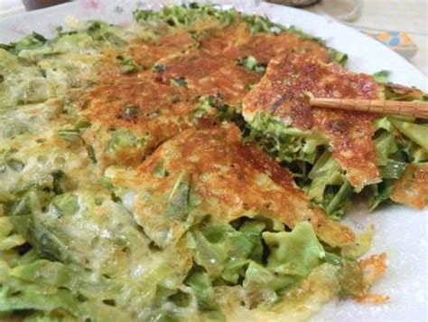 混ぜて焼くだけ！簡単に作れる「キャベツ×チーズ」のお手軽おかず フーディストノート