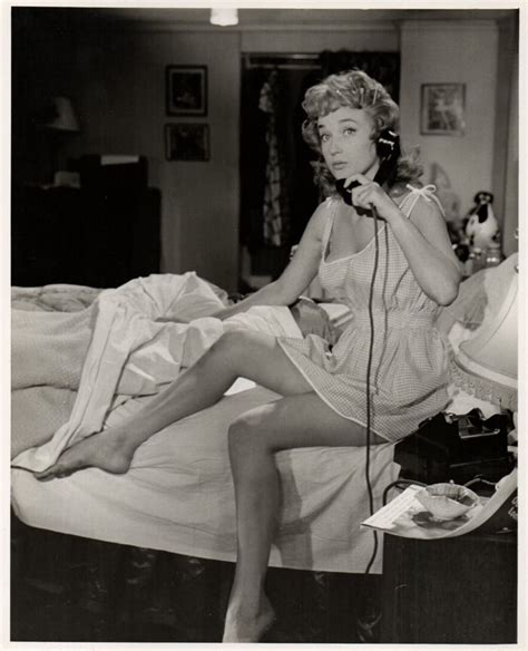 Sylvia Syms