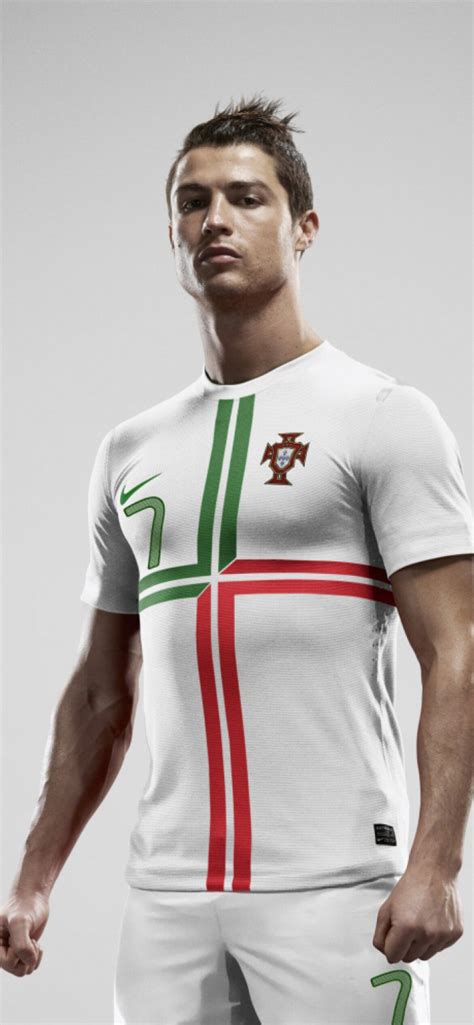 دانلود رایگان تصاویر پس زمینه کریستیانو رونالدو با کیفیت اچ دی