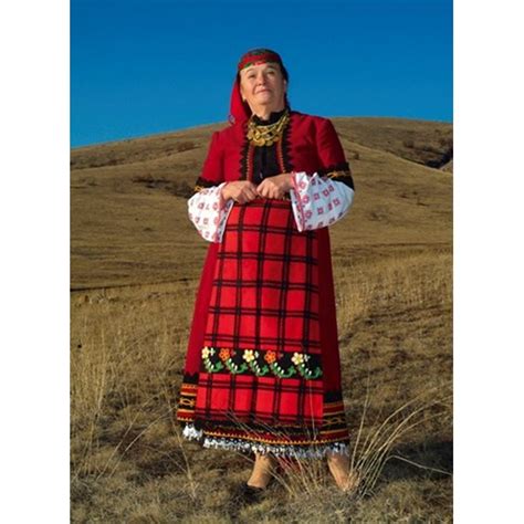 Валя Балканска с пророчески думи Чакам знак от Космоса