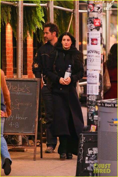 Lincoln Lawyer Actor Manuel Garcia Rulfo Spotted Flaunting Pda With