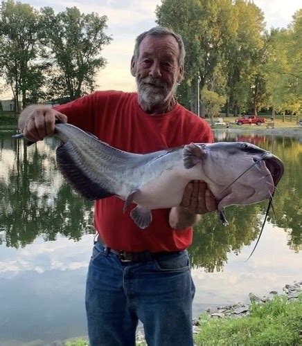 Earnest Davis Obituary 1947 2024 Findlay Oh The Courier