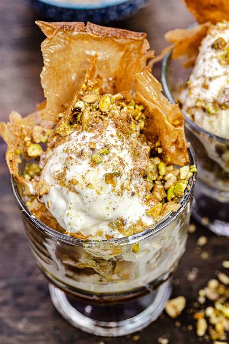 Best Ice Cream Sundae Recipe Sundae Recipes Ice Cream Sundae Recipe