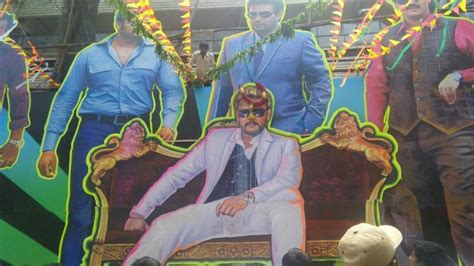 Darshan Fans Celebrate Chakravarthy Movie Release Photos Images Gallery 64271