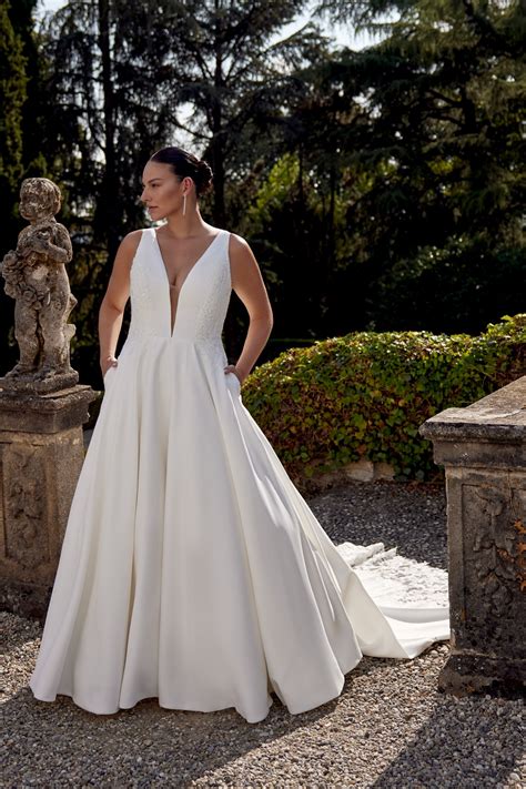 Plus Size Satin Wedding Dresses 60 Photos