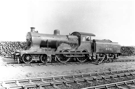 The Transport Library Lner London And North Eastern Railway Steam Locomotive Class D15 1 8891