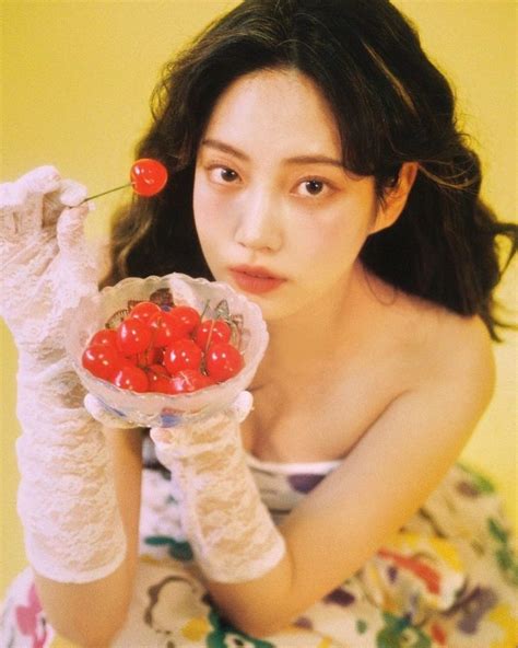 Jueun Dia Art Reference Poses Pose Reference Pose Reference Photo