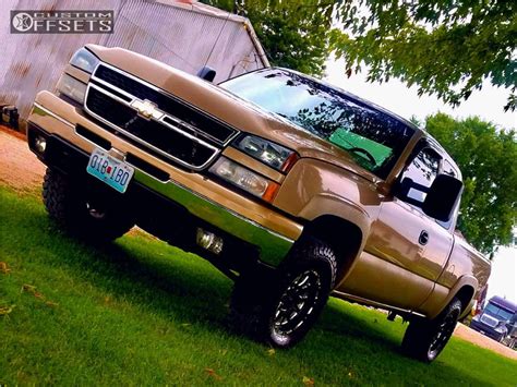 2006 Chevrolet Silverado 1500 With 17x8 5 6 Ultra Xtreme X100 And 285