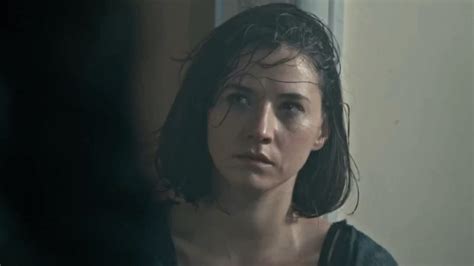 Why Anna Barton From Netflixs Obsession Looks So Familiar