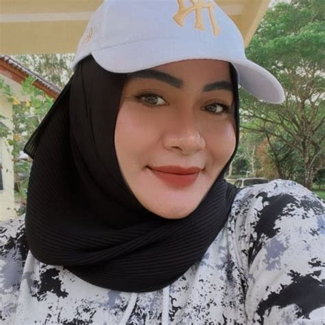 Wulan Silvia Wulansilvia Ws • Threads Say More