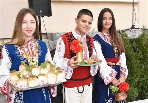 За СУ „Вичо Грънчаров” новата учебна година е специална заради възраждането на паралелката по