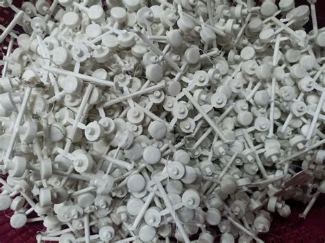 Plastic Electronic Components In Greater Noida प्लास्टिक इलेक्ट्रॉनिक