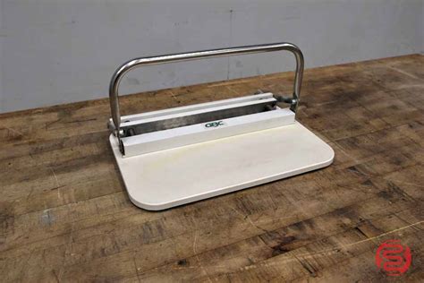 Gbc Mc12 Manual Twin Loop Wire Closer Boggs Equipment